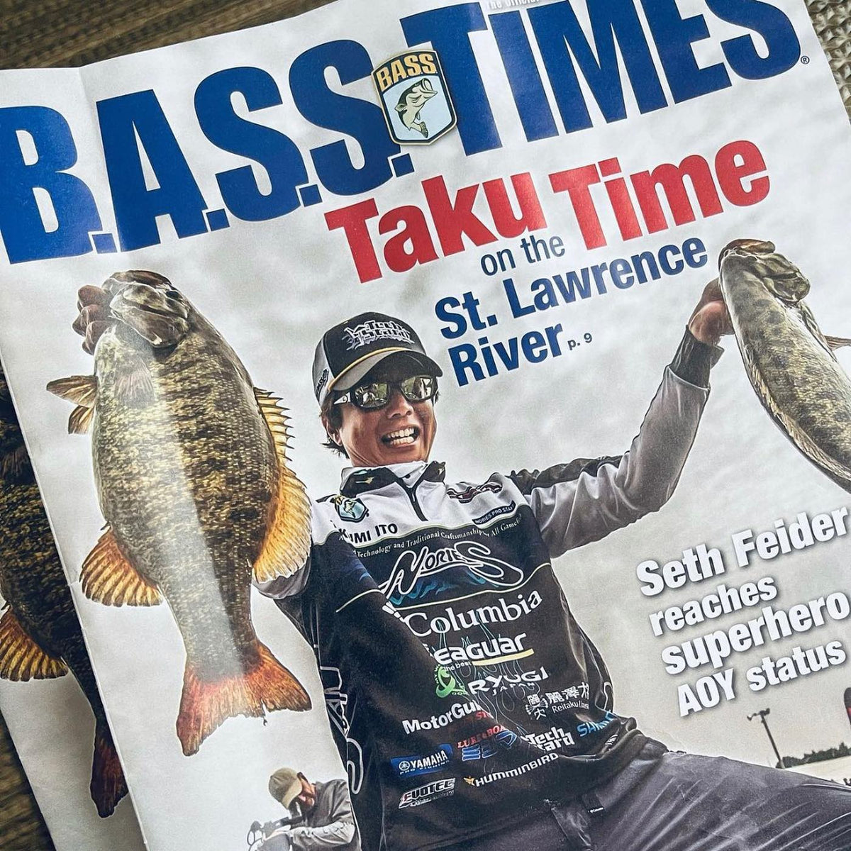 SEÑOR. FAT BASS mismo TAKU ITO adorna la portada de BASS TIMES – Fat Bass